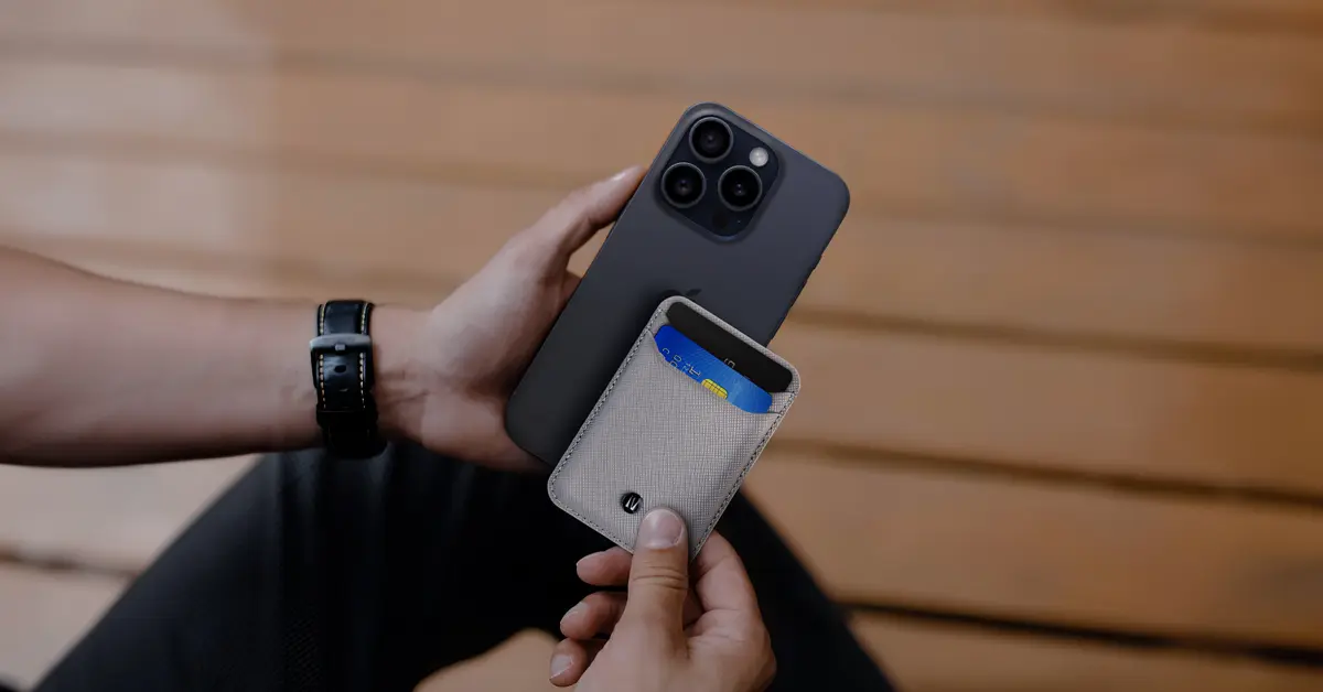 MagSafe: Unify Your iPhone and Wallet